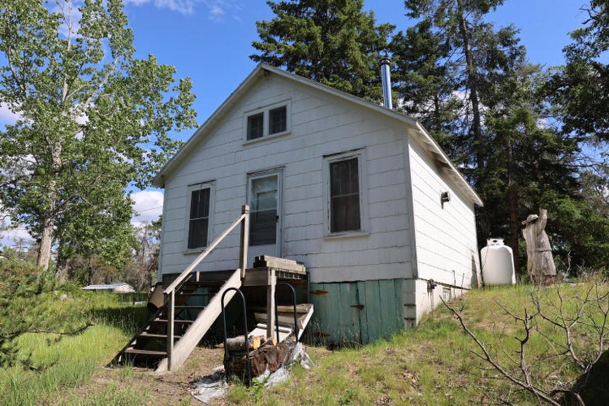 Cabin on 4 Lots in Canada Creek Ranch Atlanta MI