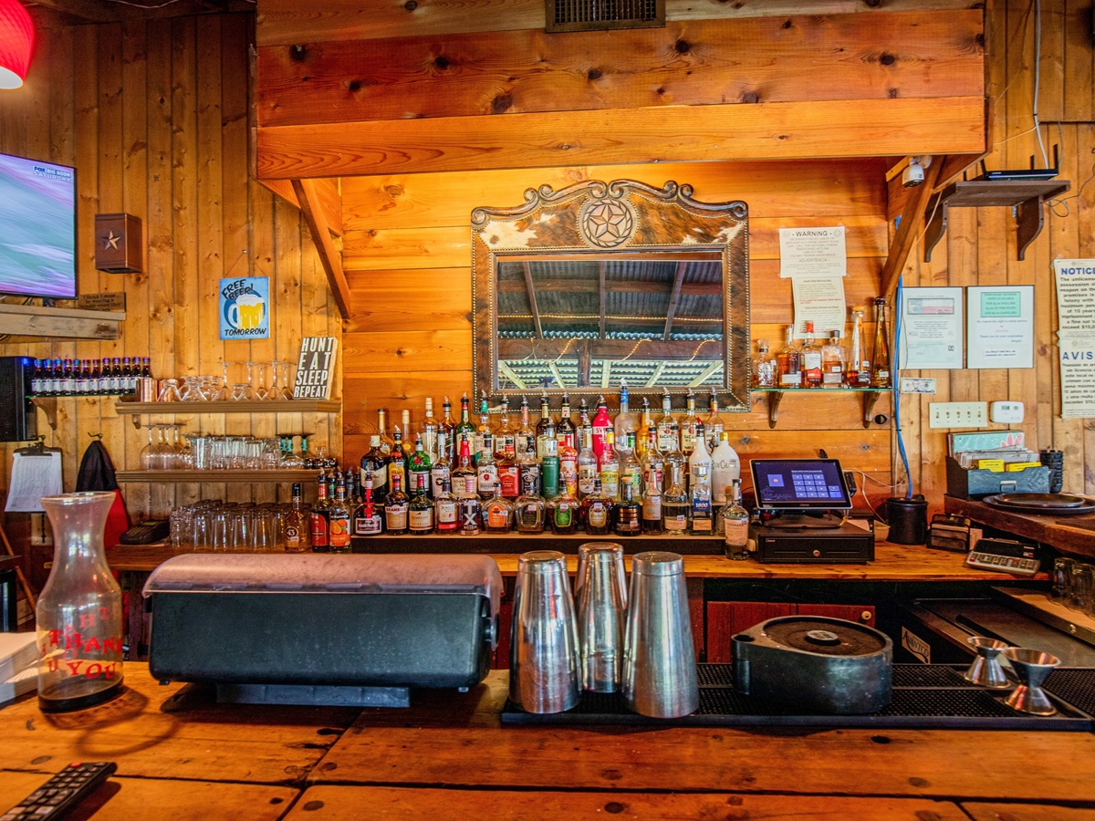 Commercial Property Restaurant / Bar / RV Park, Ozona, TX,